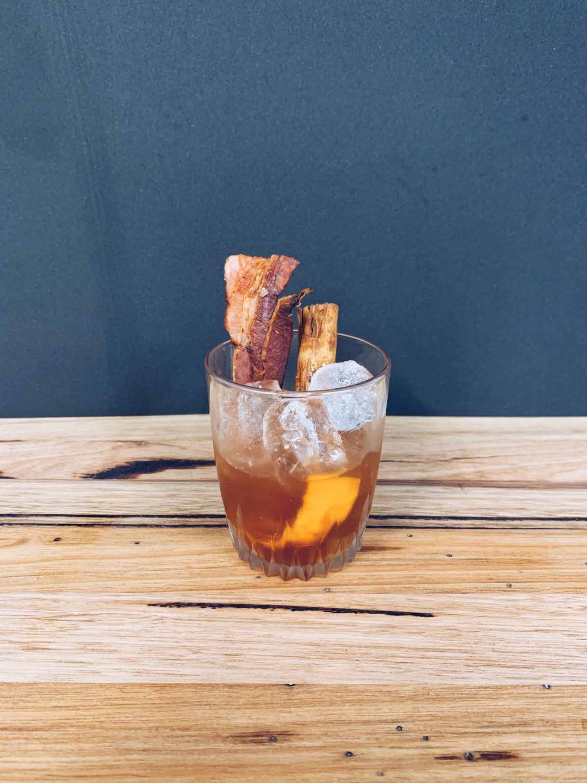 How to Make Smokey Old Fashioned with Bacon Cocktail - Smoked & Cured ...